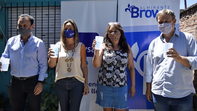 Cascallares y Galmarini inauguraron una red de agua potable en Burzaco - Política del Sur