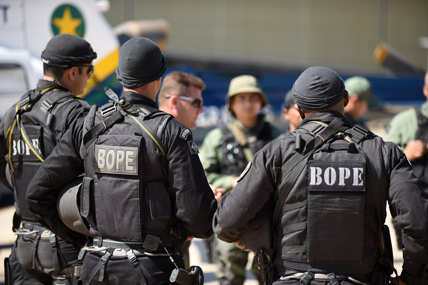 En Lanús, analizan capacitar a la policía por profesionales del BOPE de ...